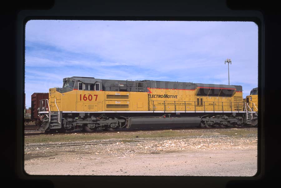 EMD Leasing (EMDX) #1607 SD70ACe-T4 **DEMO** – Switchman Images