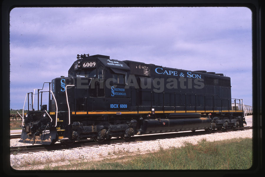 Indiana Box Car (IBCX) / Cape & Sons #6009 SD40A – Switchman Images