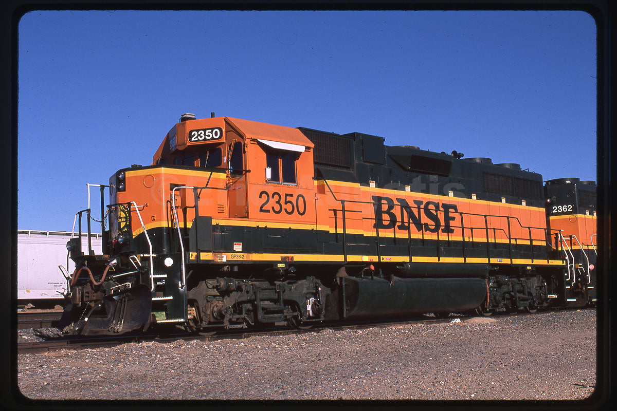 BNSF Railway #2350 GP38-2 – Switchman Images