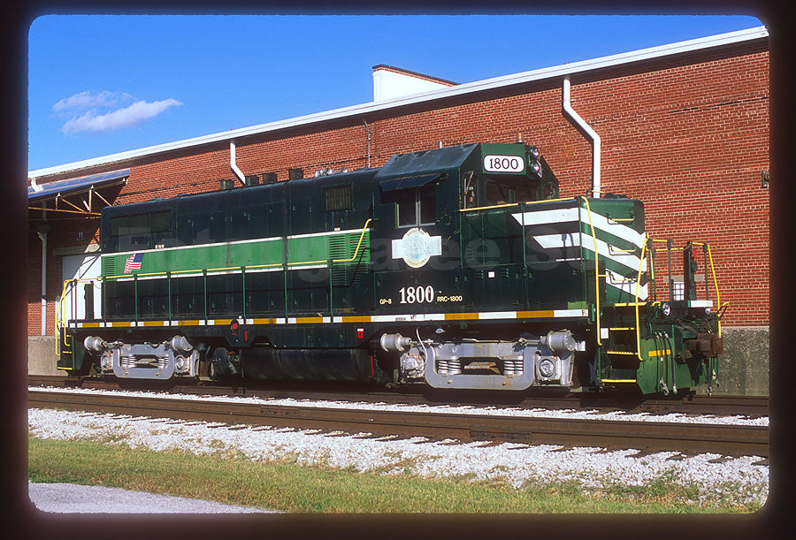 Respondek Railroad (RRC) #1800 GP8 – Switchman Images